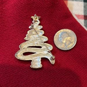 Vintage | Jewelry | Vintage Silvertone Squiggle Christmas Tree With ...